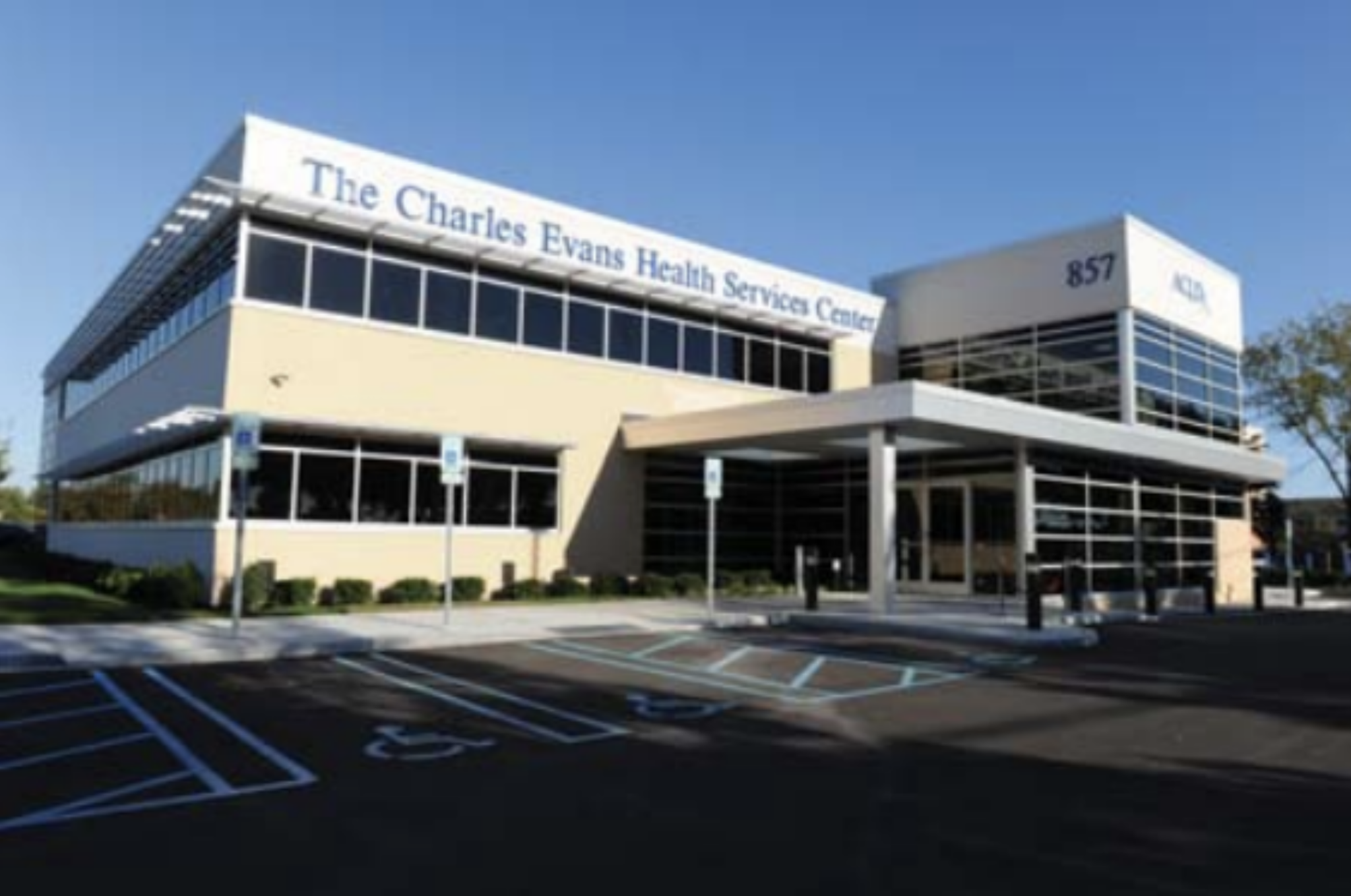 Charles Evans Health Services Center | Fusion Architecture